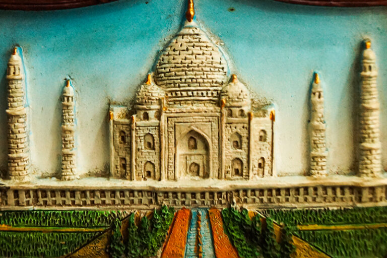 Taj Mahal - Around The World in Magnets